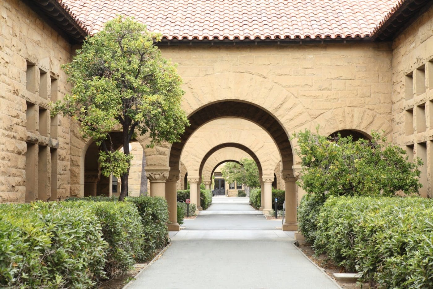 4 Tips for College Admissions Essays from a Stanford Grad | Empowerly