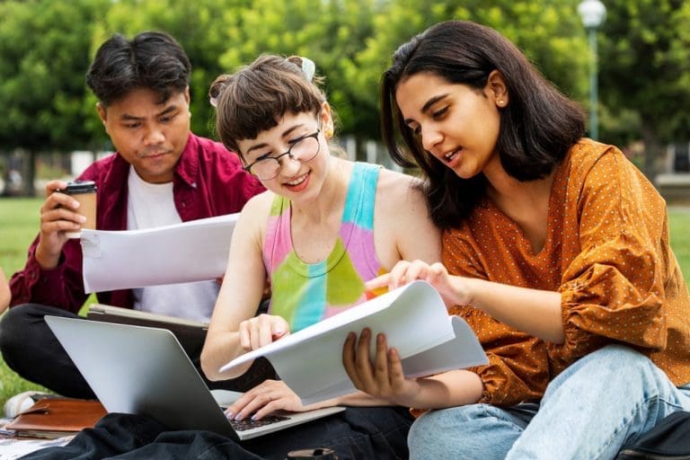 Smart Ways to Choose Classes for Your First Semester | Empowerly