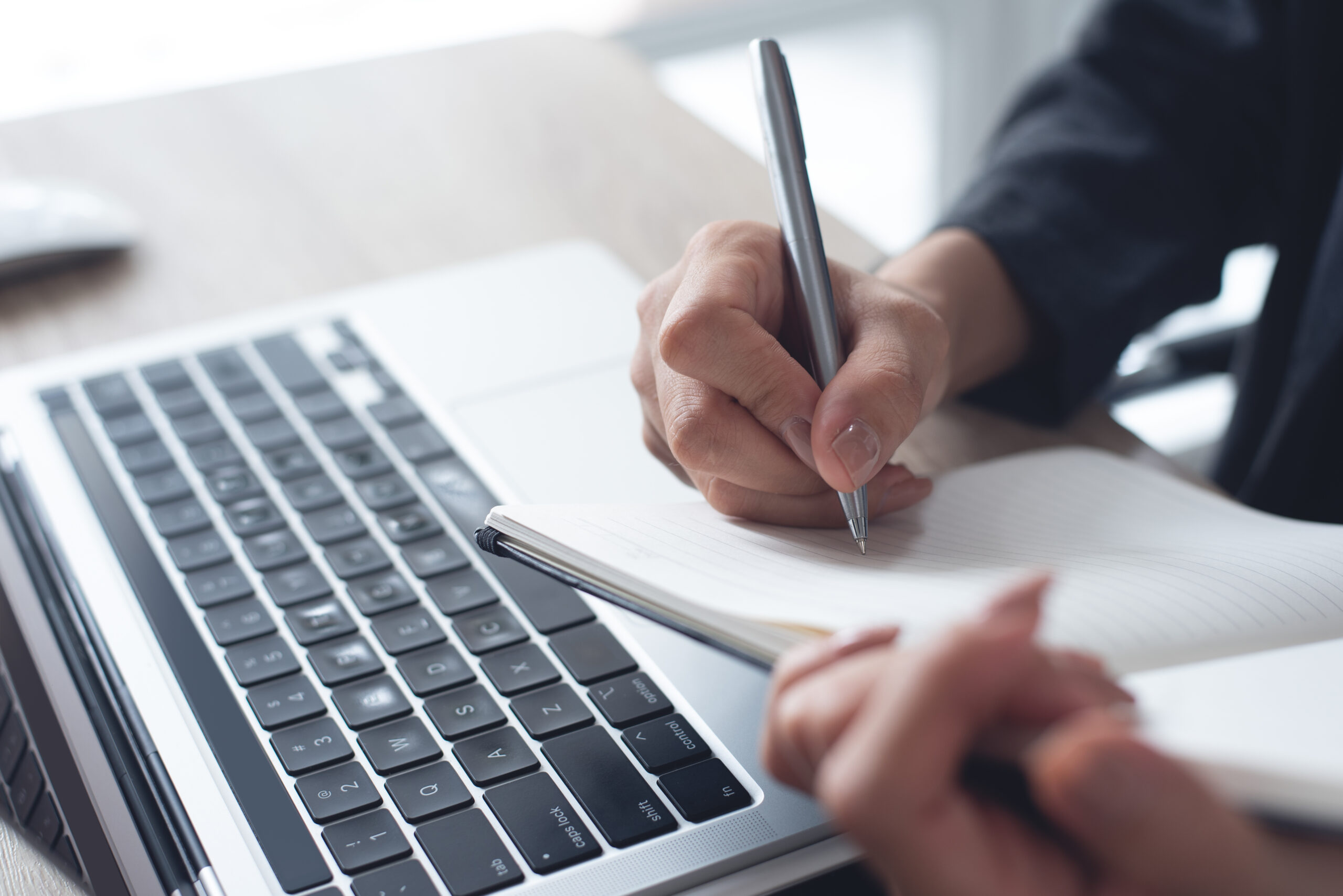 How to Write a Reflective Essay: Definition, Structure, and Tips ...