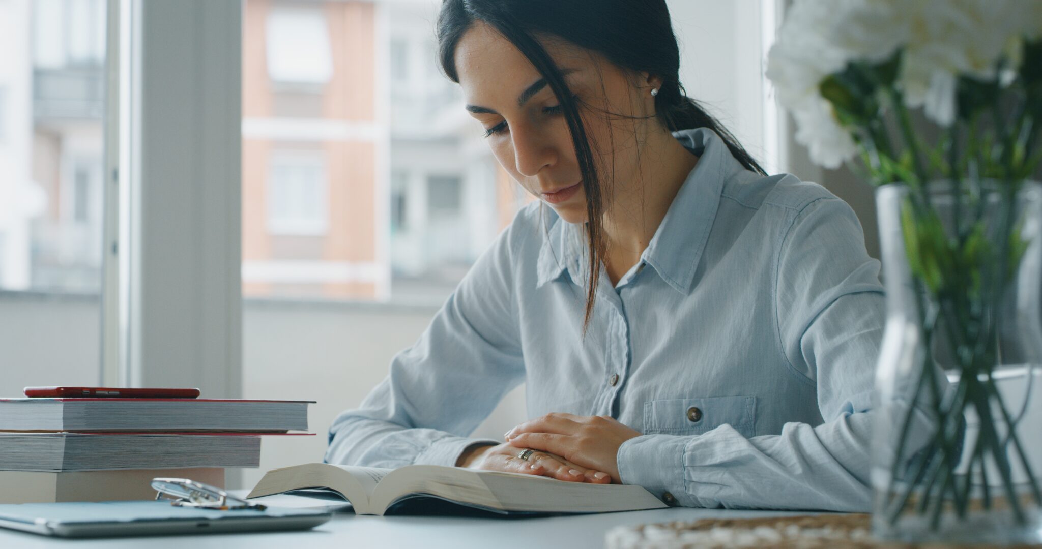 What Can You Do With an Economics Degree in 2026? | Empowerly